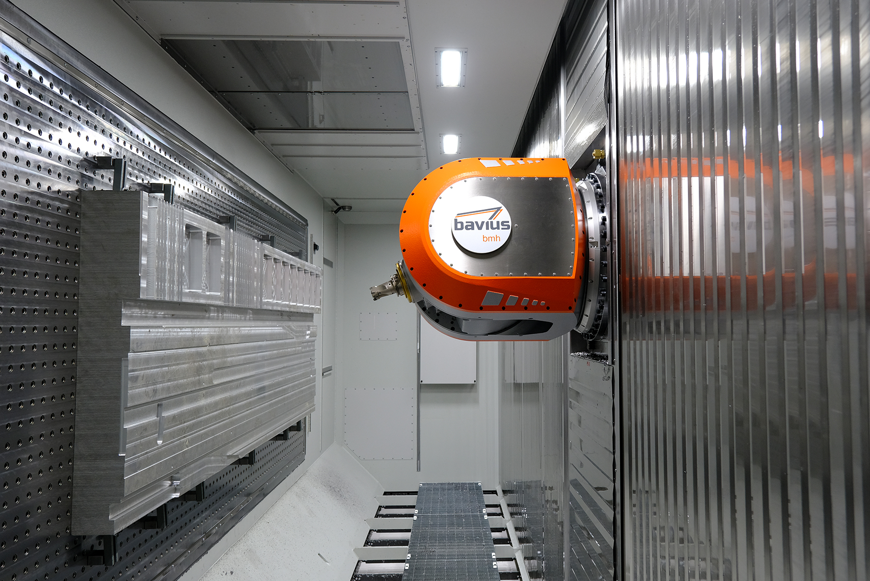 MAPAL high-volume milling cutters in use at bavius - North West ...